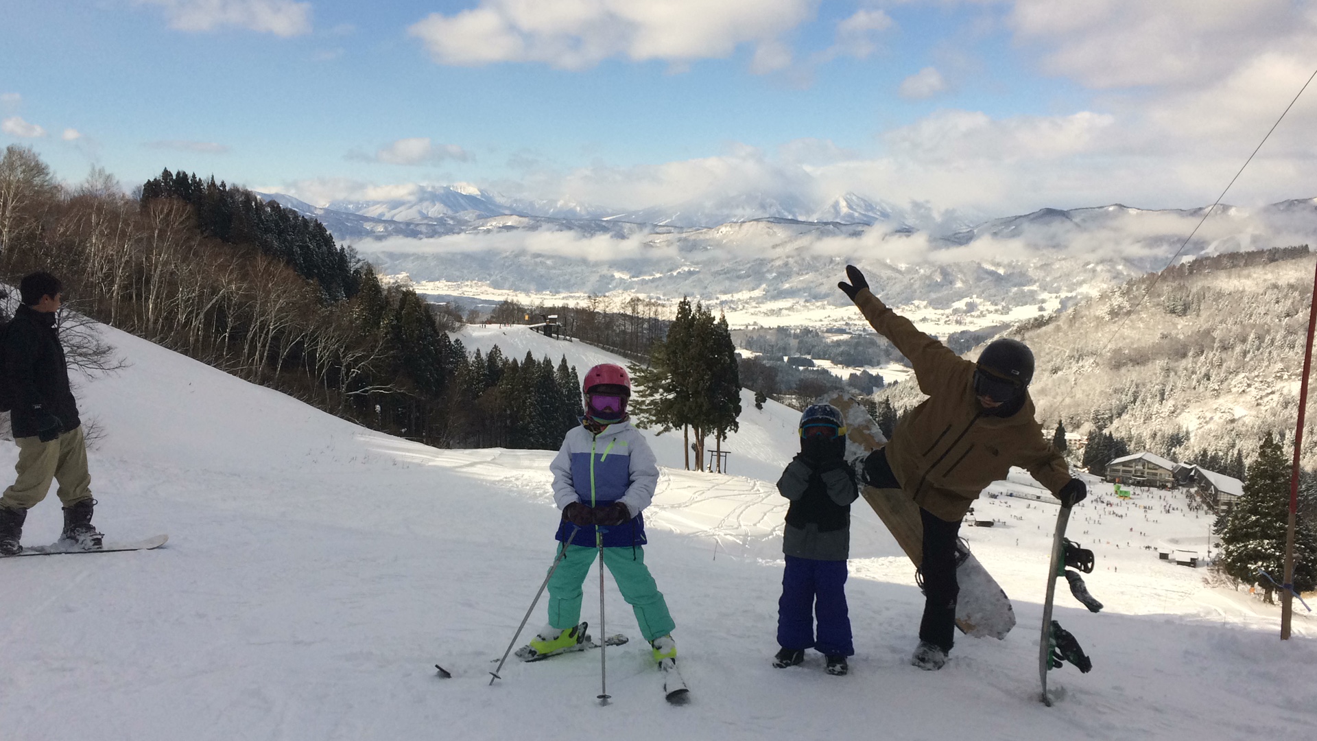 Learn With Us - Japan Snowsports